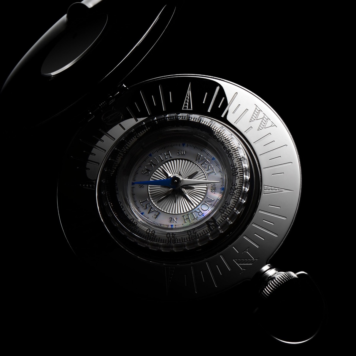 Grand Voyager Compass Stainless Detail - Dalvey